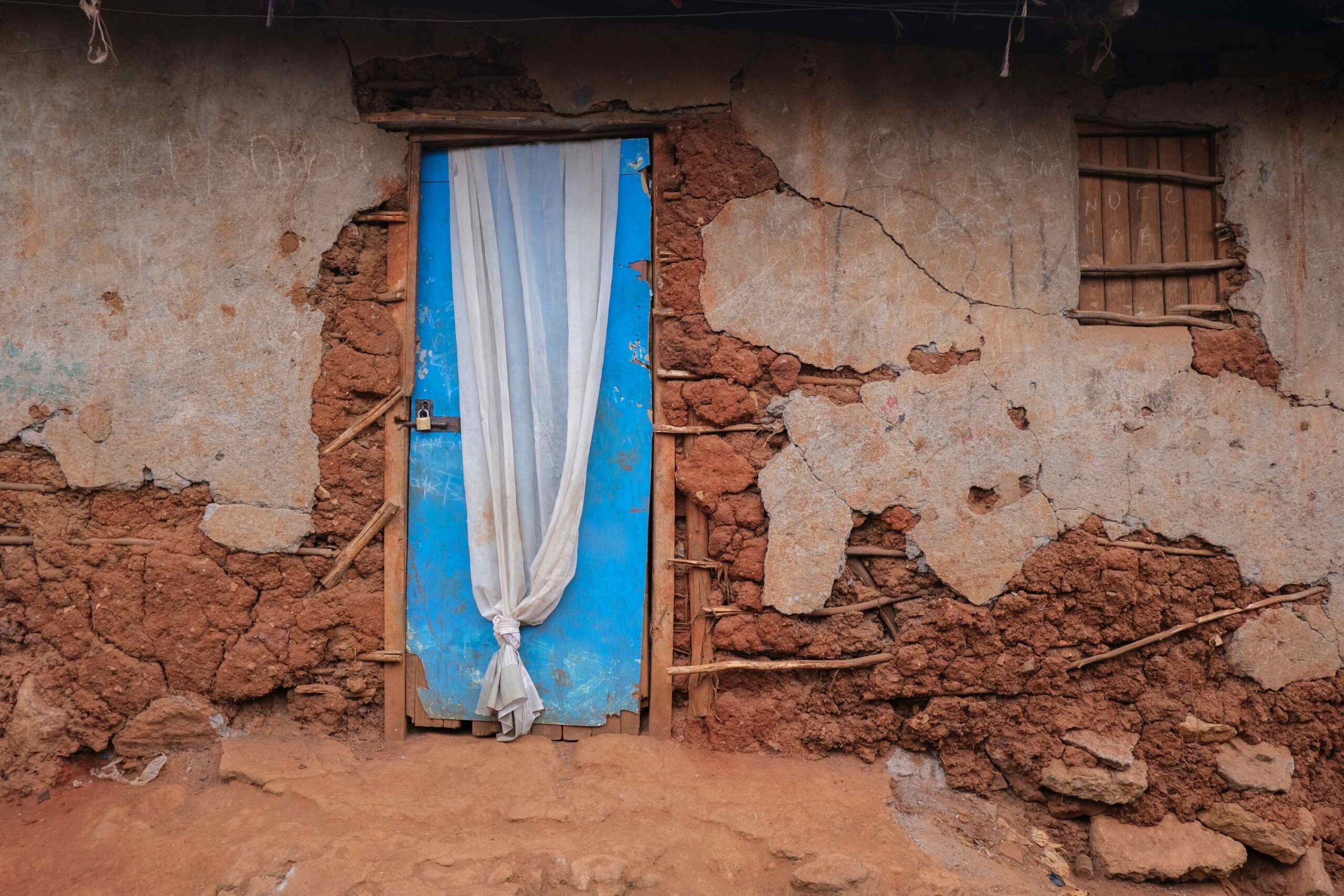 Visit to the Kibera slums - Africa Safari Trips